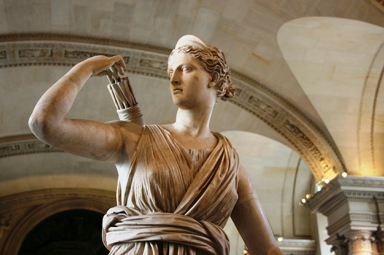 Top 10 Greek Goddesses - Mythology Clothing Co